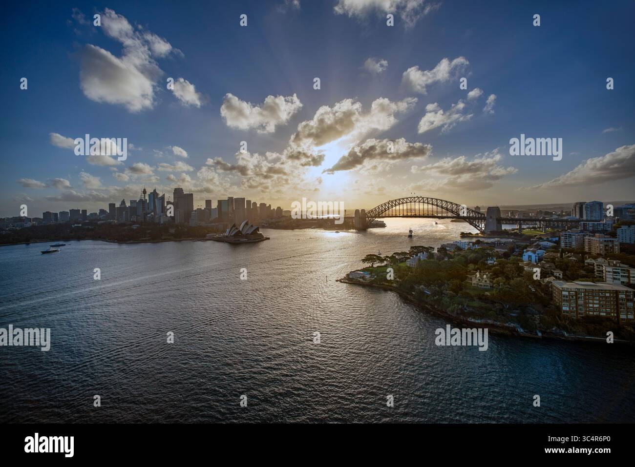 Yachts pov harbour panorama circular quay hi-res stock photography and ...