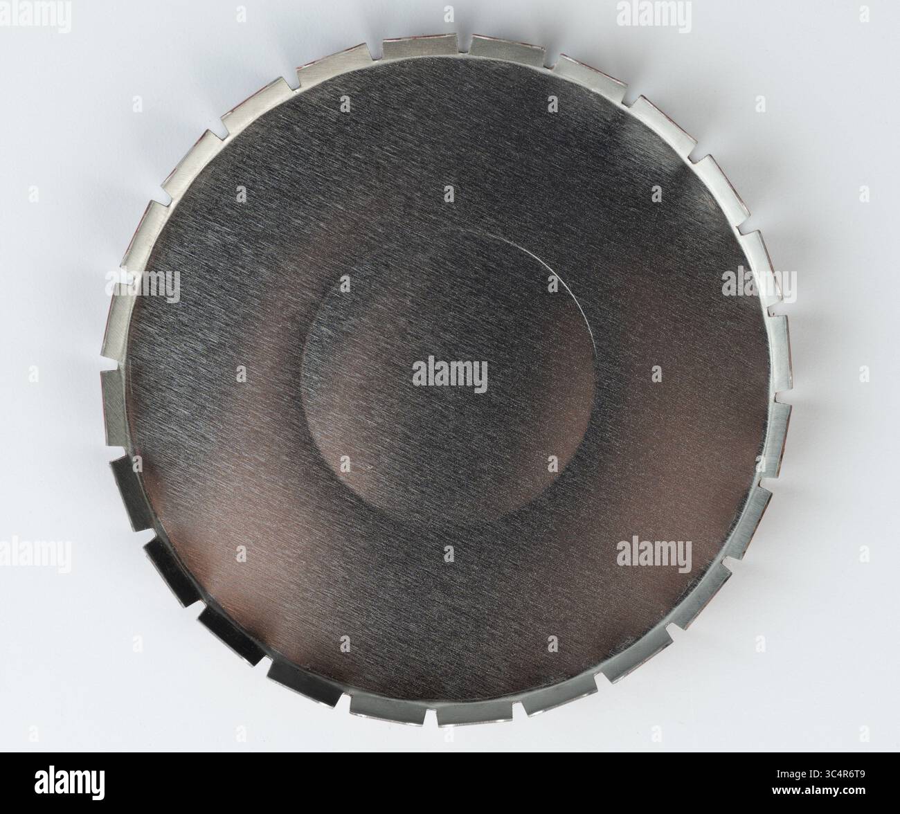 Metal tin cap isolated on white studio background Stock Photo - Alamy