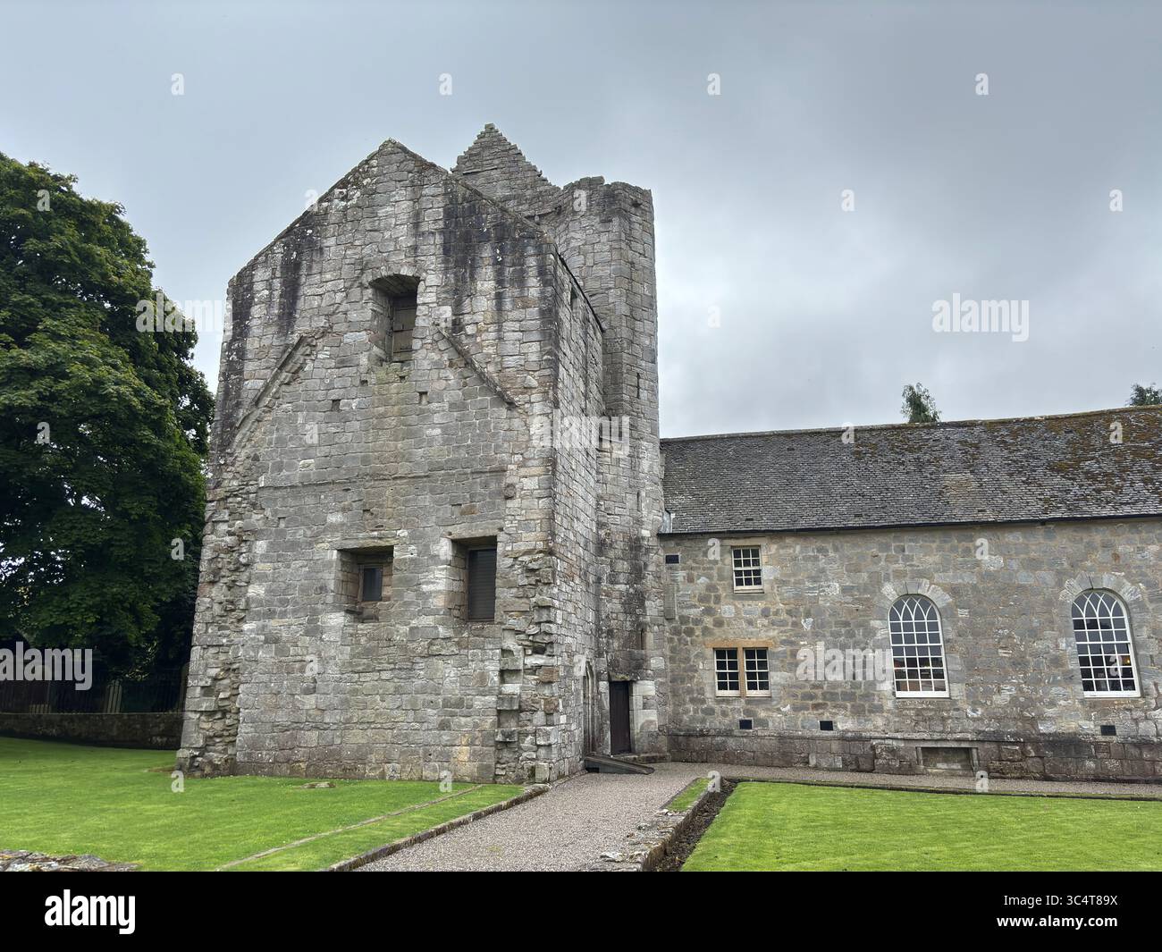 Ruined medieval preceptory tower transepts hi-res stock photography and ...