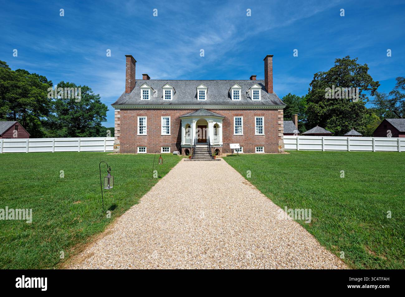 Flemish garden bond brick hi-res stock photography and images - Alamy