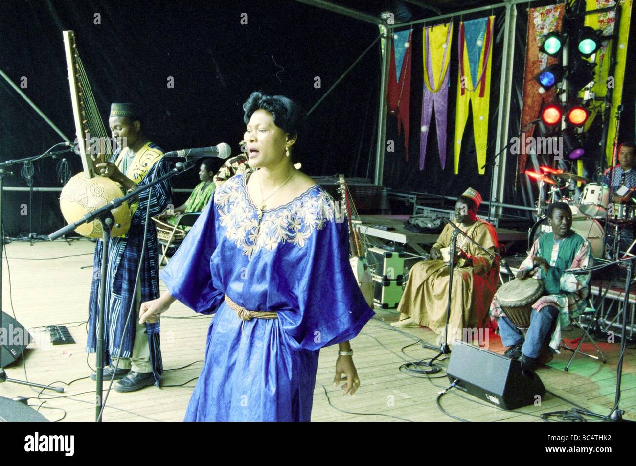 Haarlemmer wood festival, Haarlem, The Netherlands, 15-06-2002 Whizgle ...