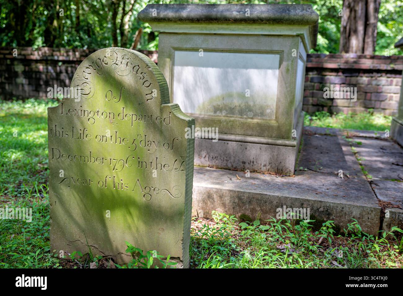 American founding era cemetery hi-res stock photography and images - Alamy