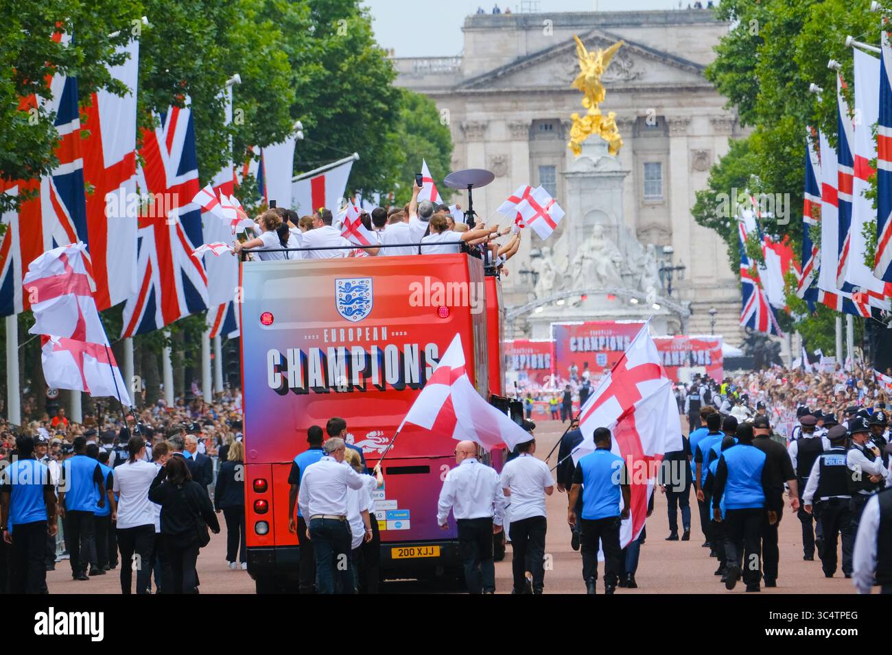 London, UK. 29th July, 2025. The Lionesses Victory Parade works its way ...