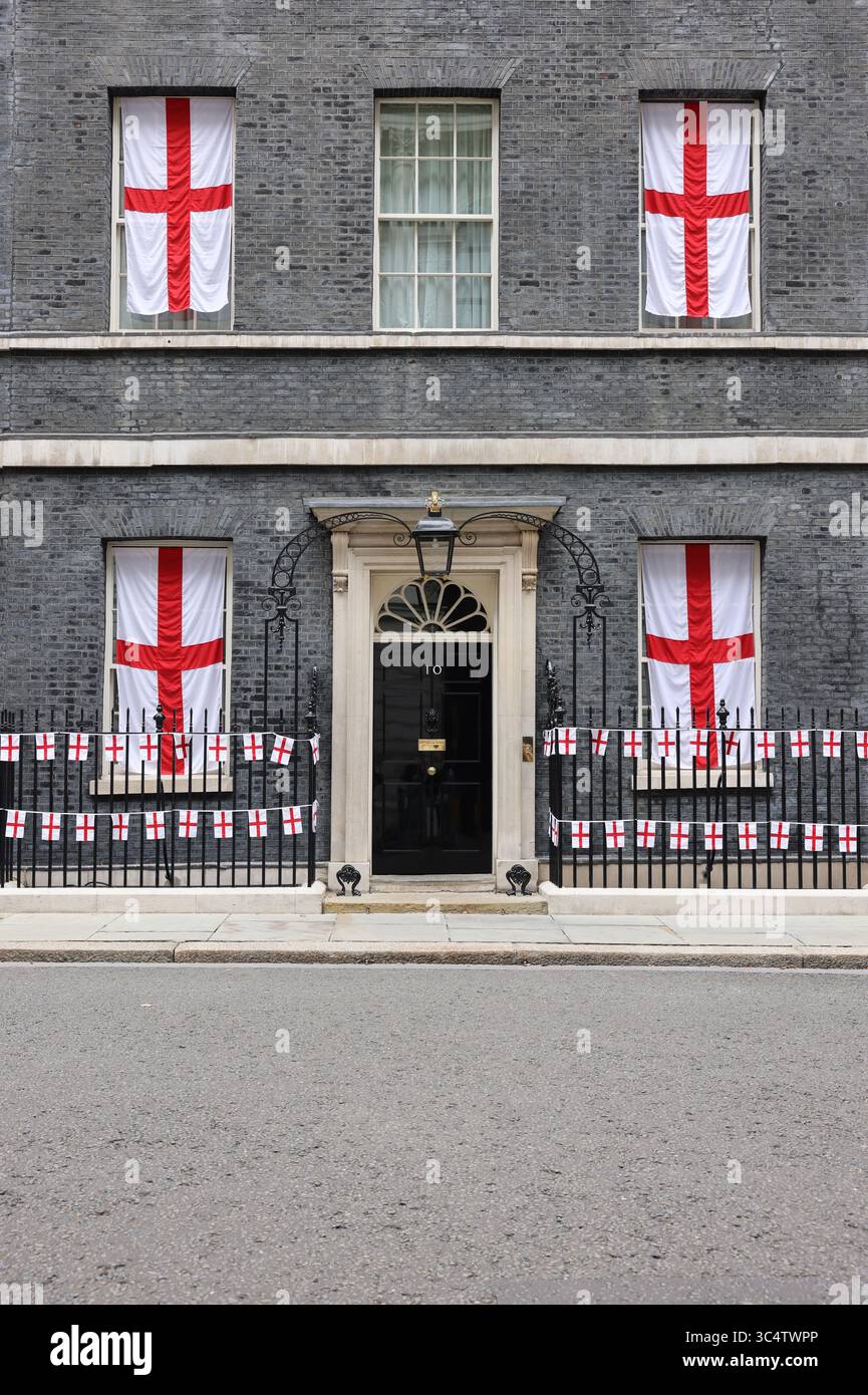 England women euros win 2025 hi-res stock photography and images - Alamy