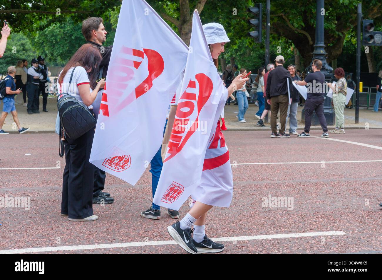 London, UK 29 July 2025. The England women's football team celebrates ...
