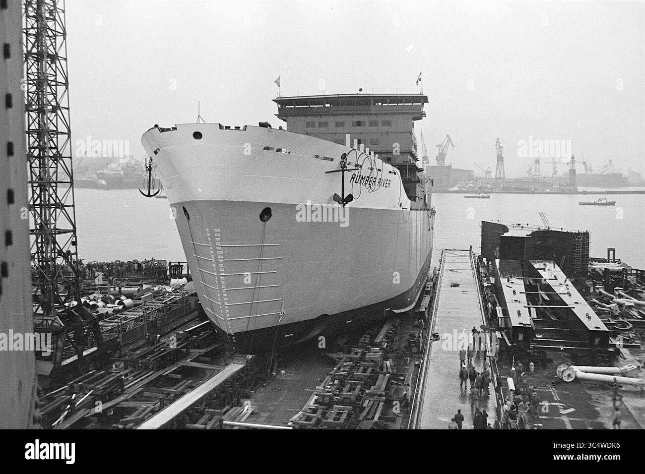 Bustling vessel Black and White Stock Photos & Images - Alamy