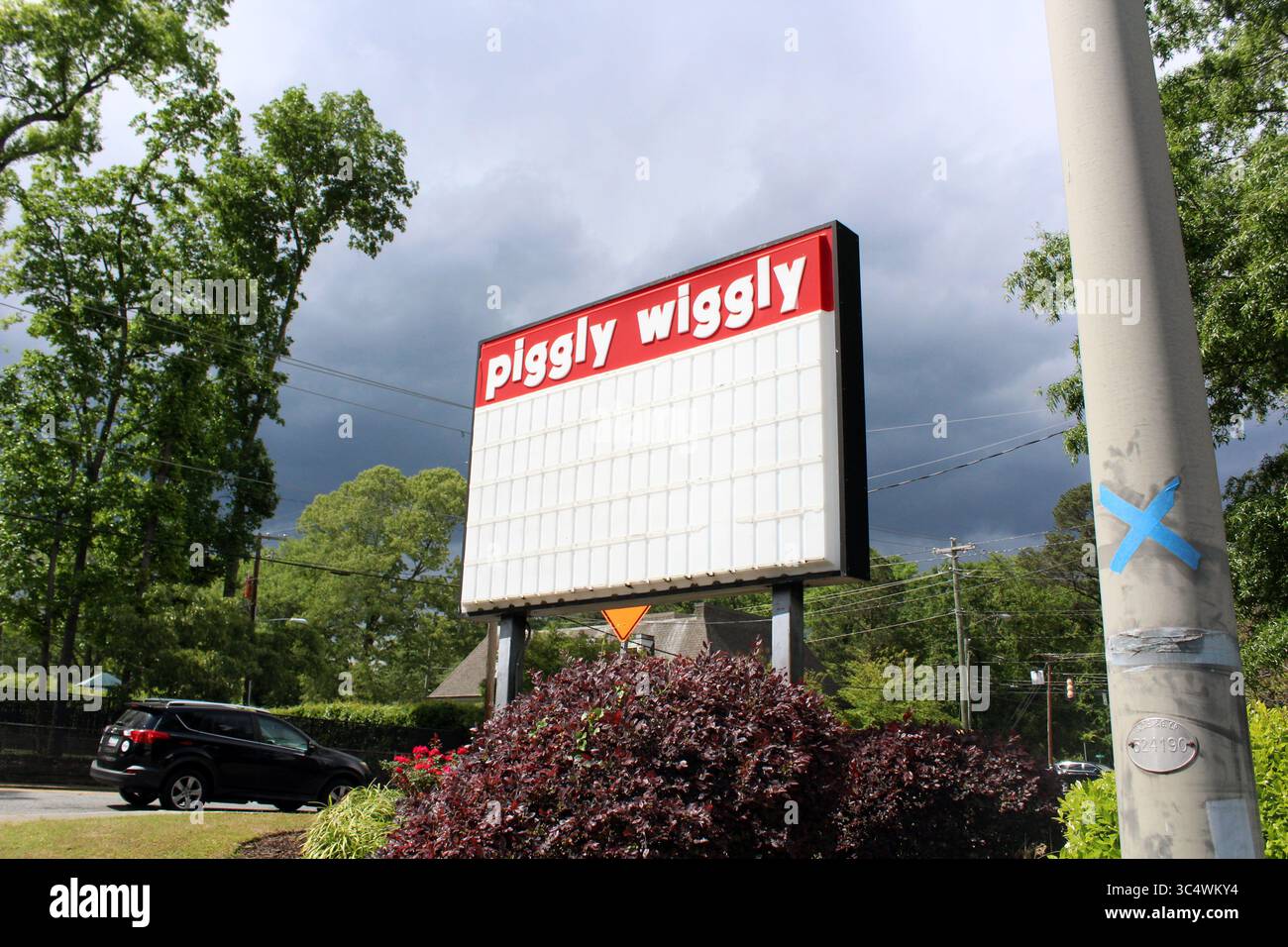 Blank Piggly Wiggly sign is pictured before the store closed for good ...