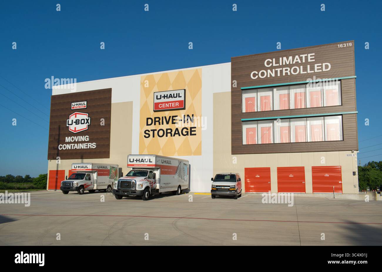Houston, Texas USA 06-22-2025: U-Haul Center storage units location ...