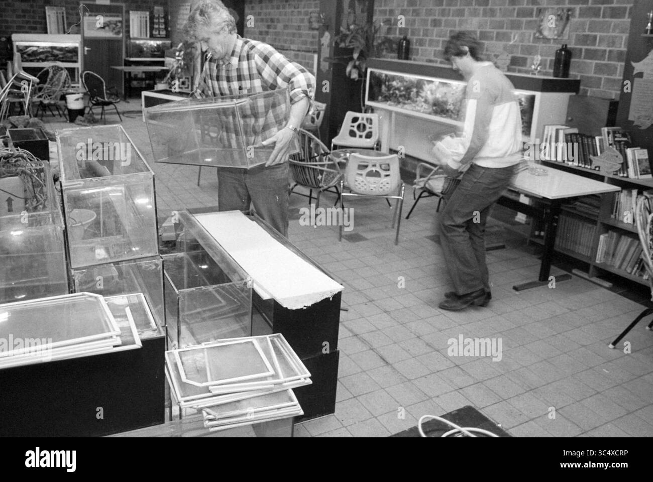 Rearranging materials hi-res stock photography and images - Alamy