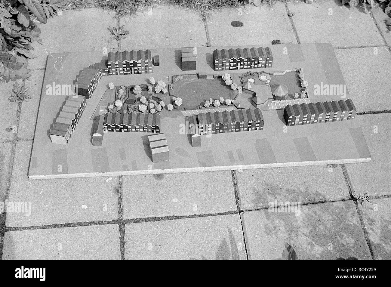 Model Playground Rose Arbor, Model, 01-05-1974 Whizgle News, Dutch Desk ...