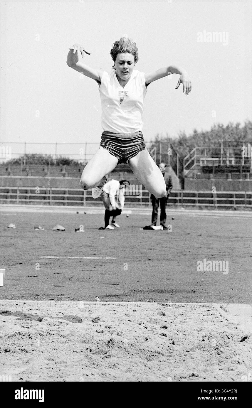 Long leaps Black and White Stock Photos & Images - Alamy