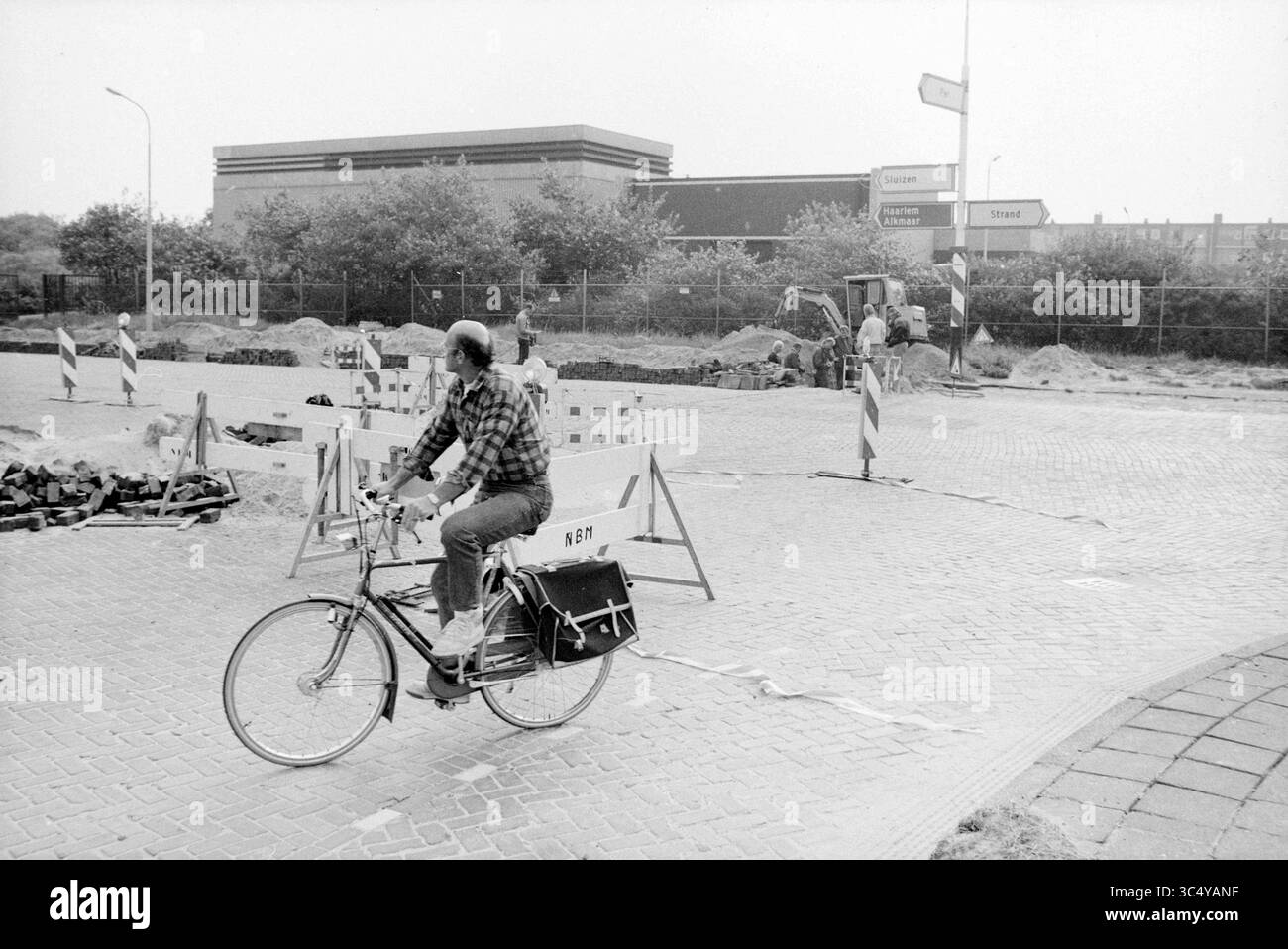 Development barriers Black and White Stock Photos & Images - Alamy