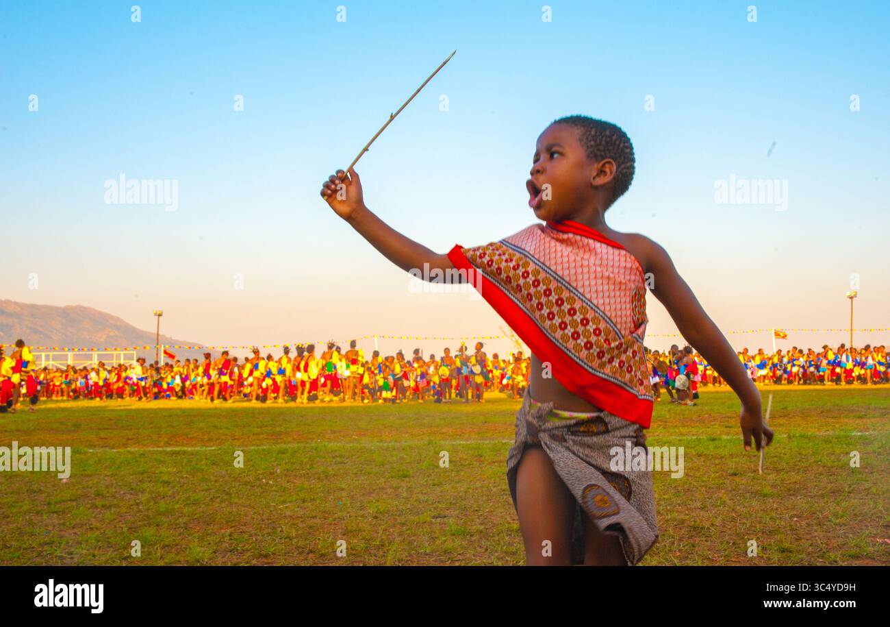 Zulu maidens hi-res stock photography and images - Alamy