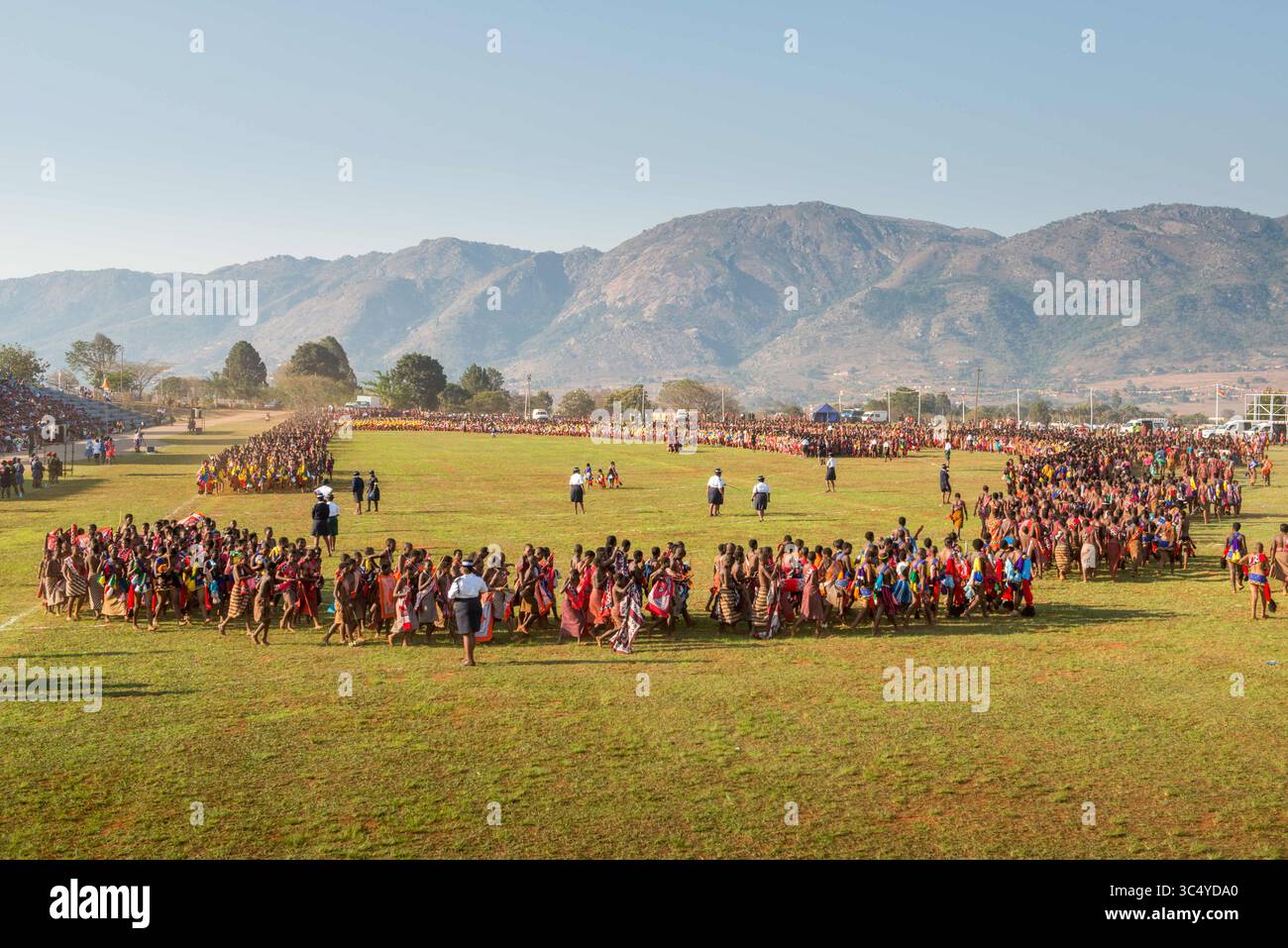 Zulu maidens hi-res stock photography and images - Alamy