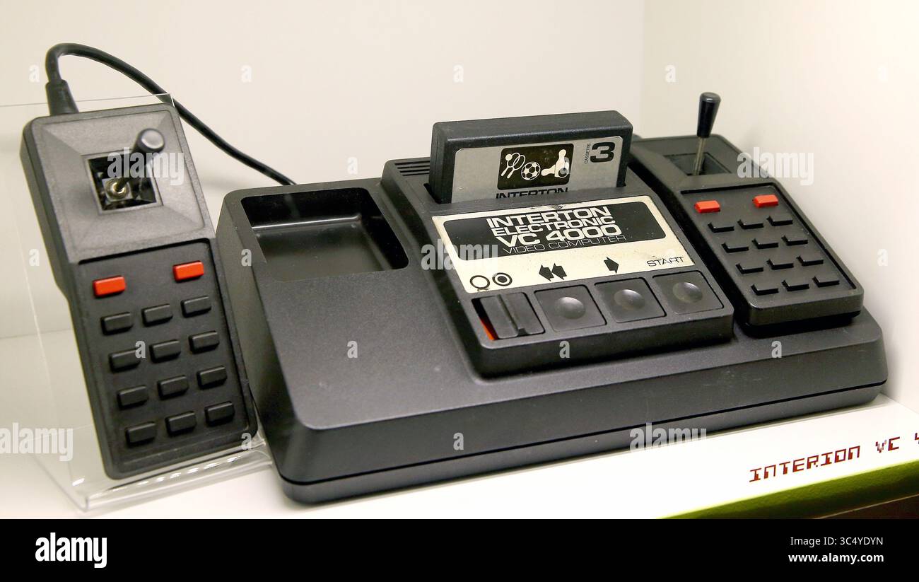 Vc 4000 hi-res stock photography and images - Alamy