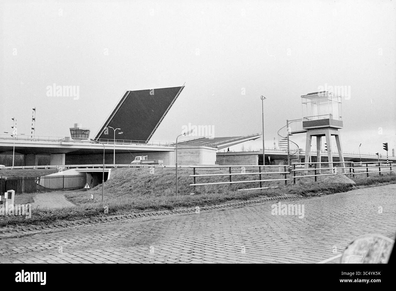 24 11 1969 whizgle news hi-res stock photography and images - Alamy