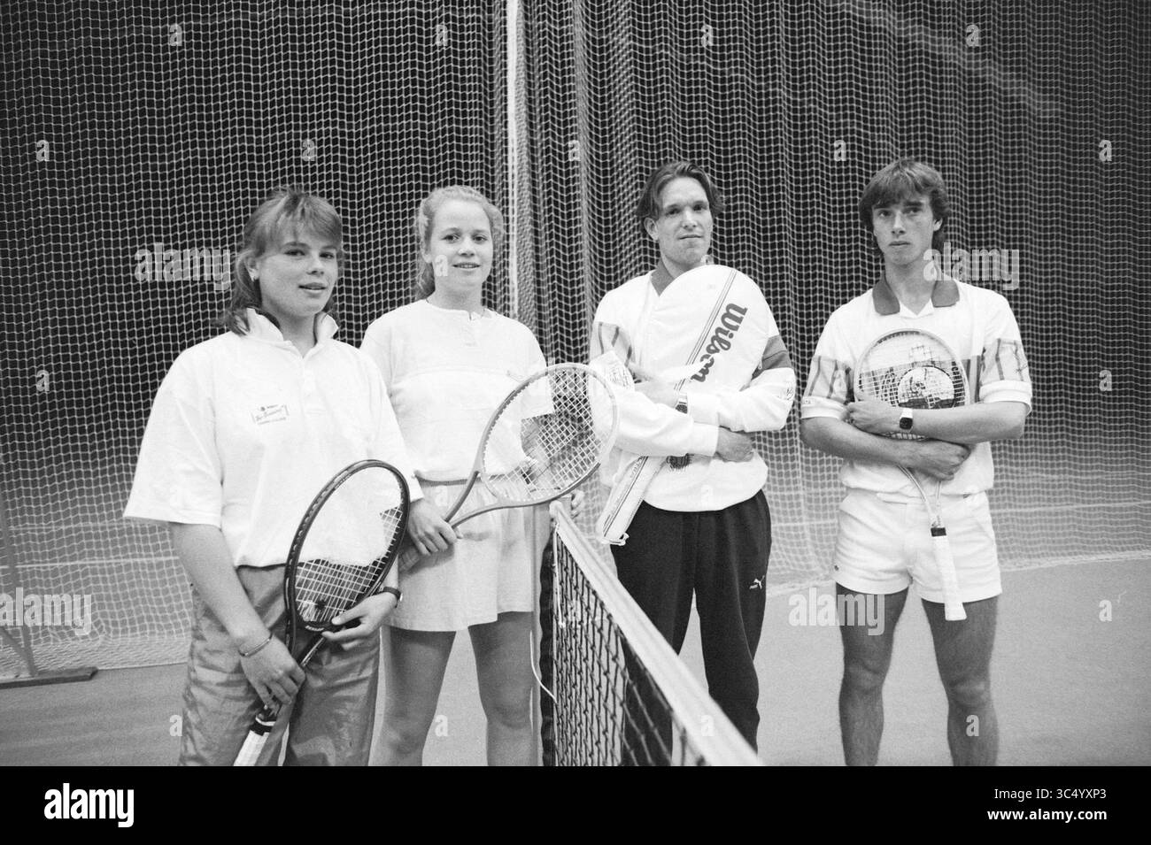 1950 2000 four tennis players hi-res stock photography and images - Alamy