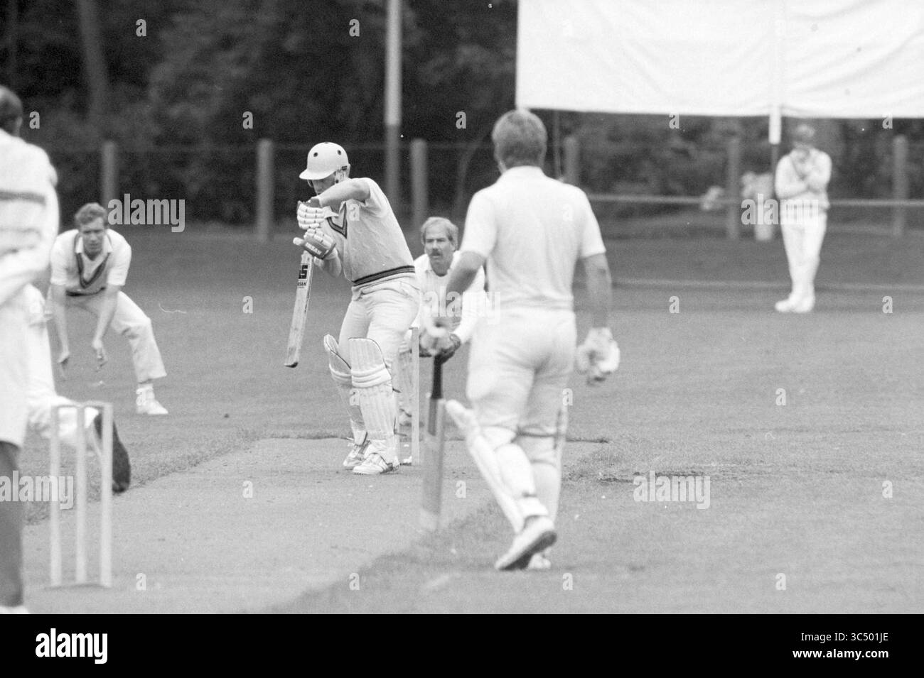 09 08 2000 Black and White Stock Photos & Images - Alamy