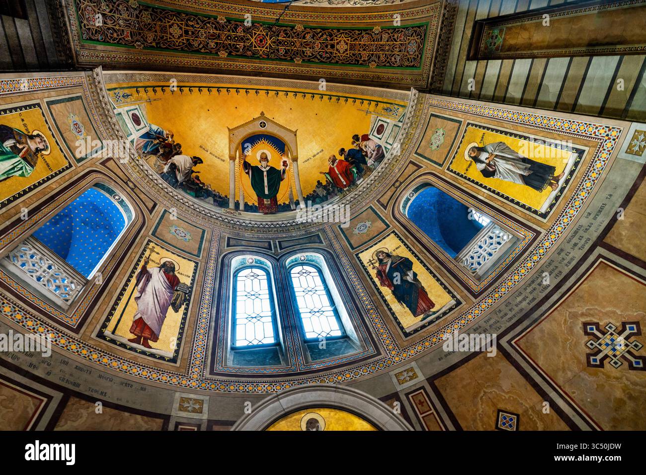 Chiesa serbo ortodossa di san spiridione hi-res stock photography and ...