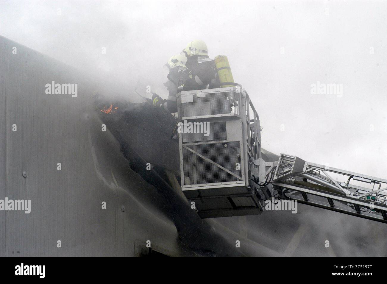 the toxic flue gas in fires, a hazard to health toxic flue gas in fires ...