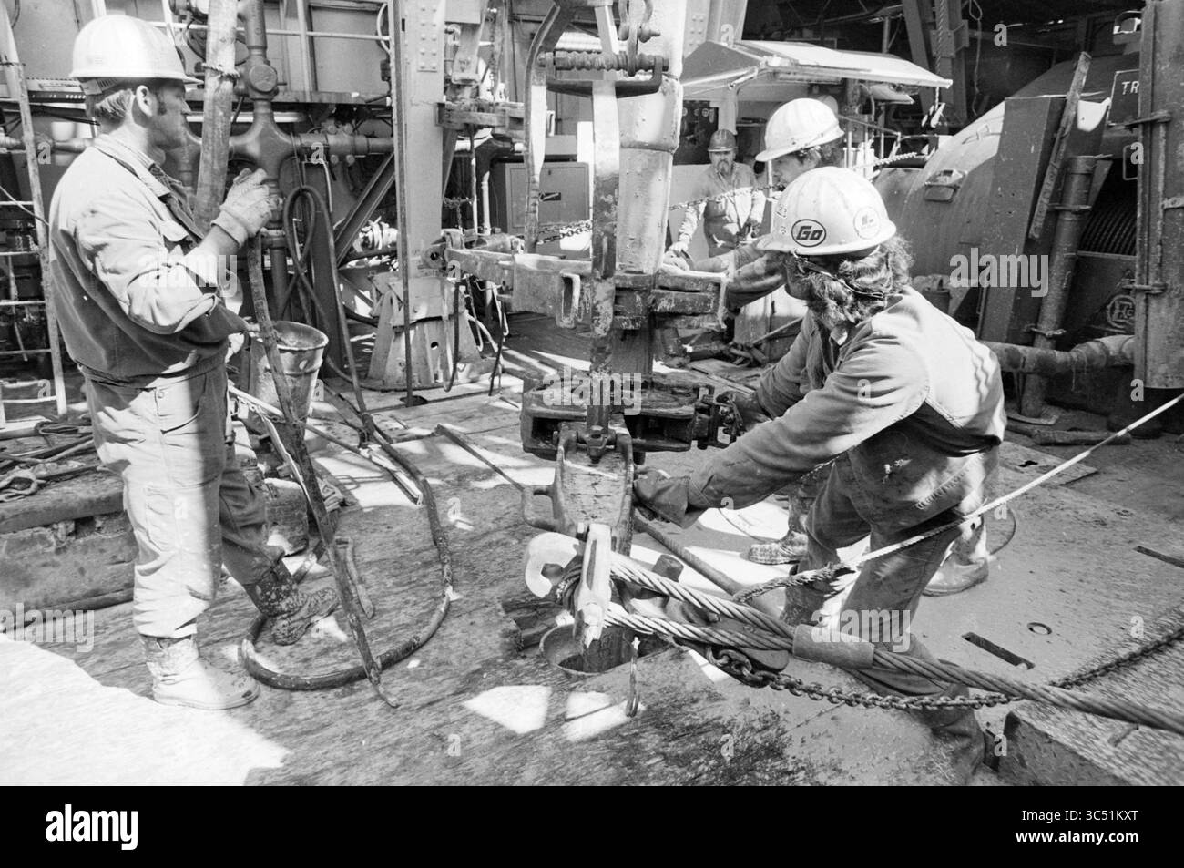Rigorous drilling operation hi-res stock photography and images - Alamy