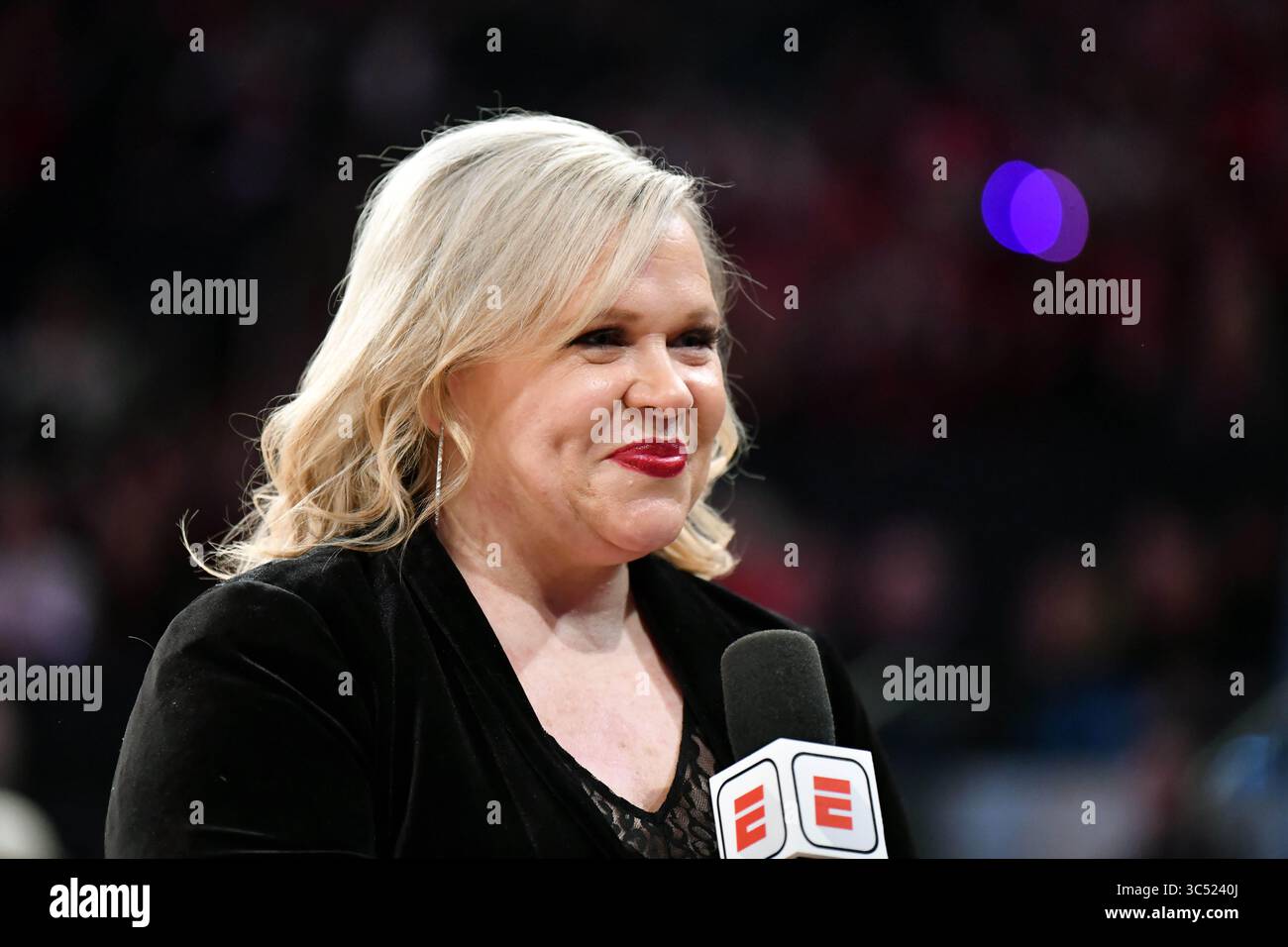 Holly rowe hi-res stock photography and images - Alamy