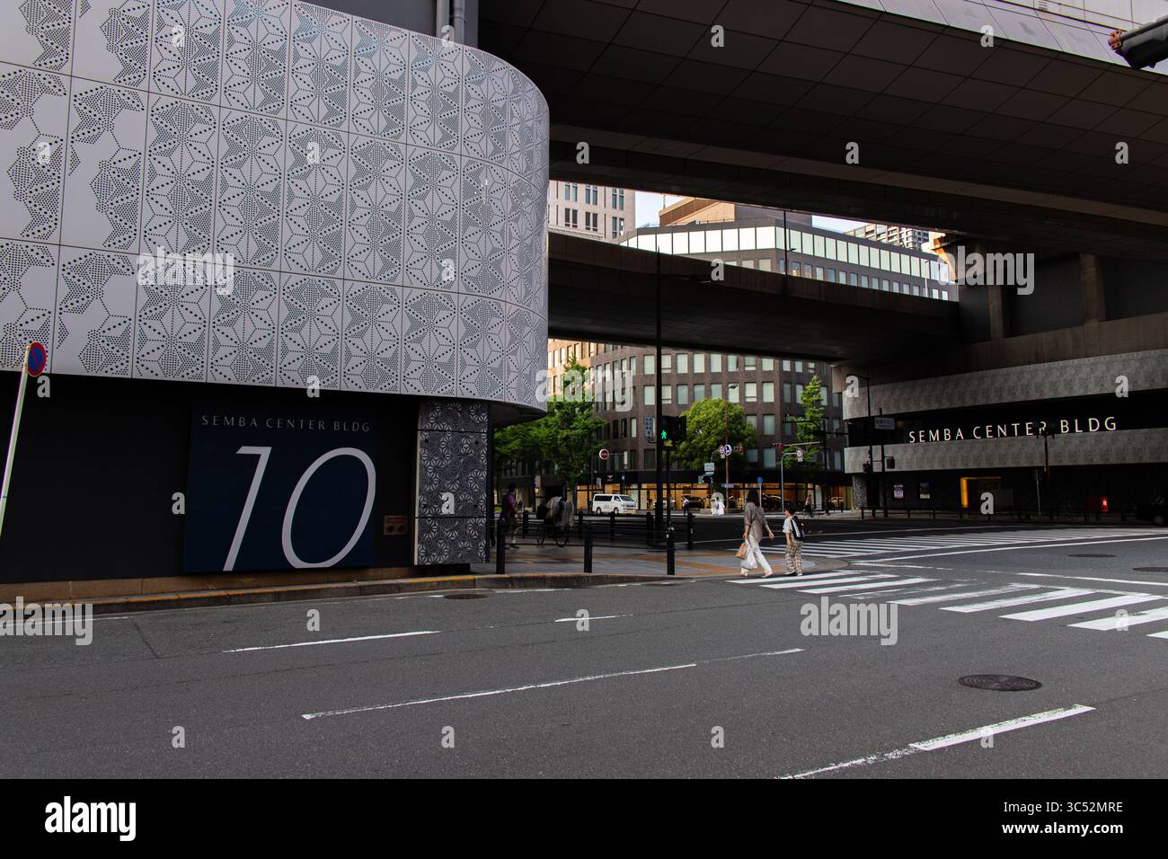 Semba merchants hi-res stock photography and images - Alamy