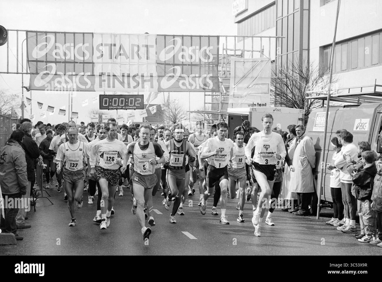 Line bursts Black and White Stock Photos & Images - Alamy