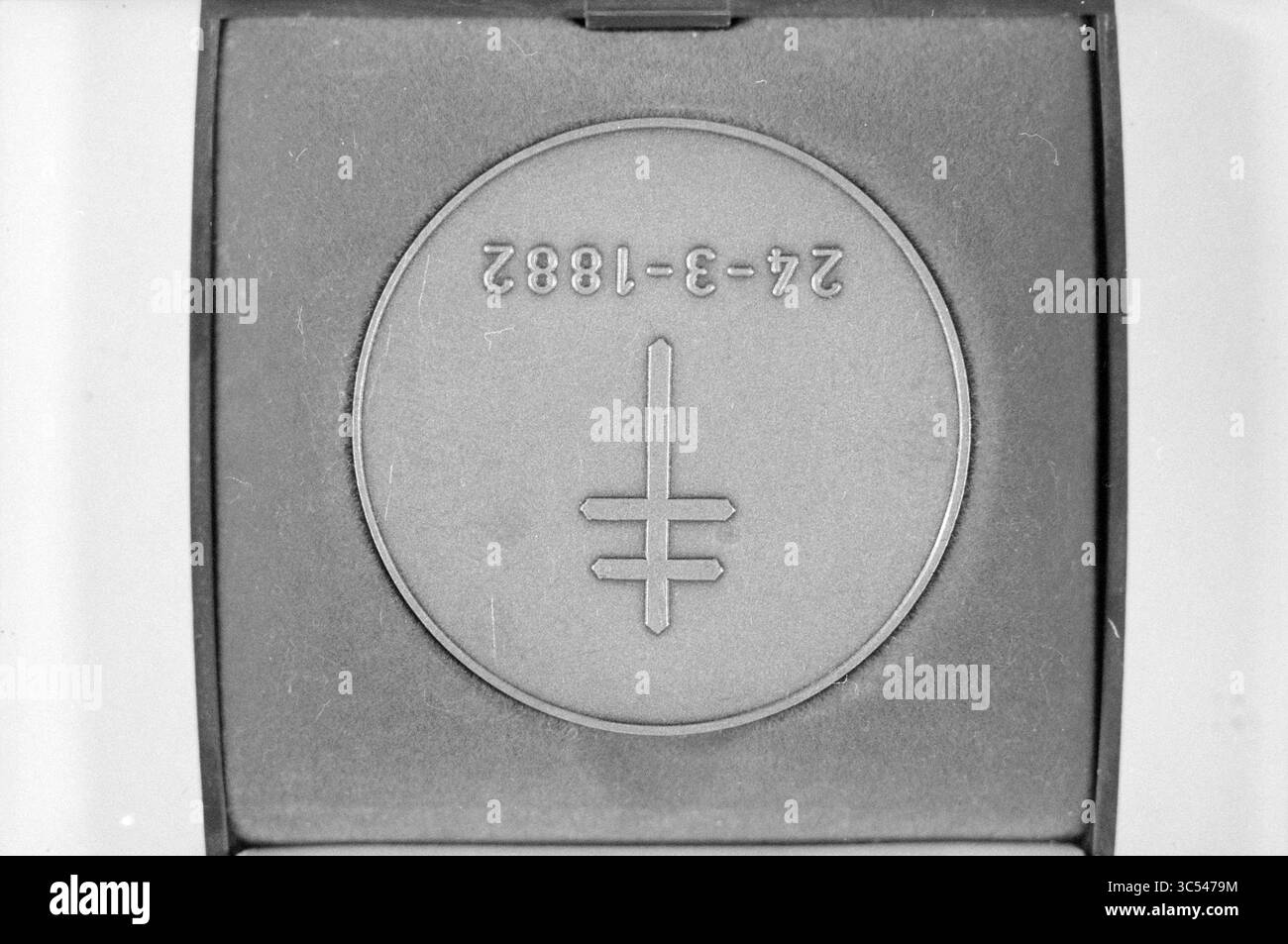 Old coin cross society hi-res stock photography and images - Alamy