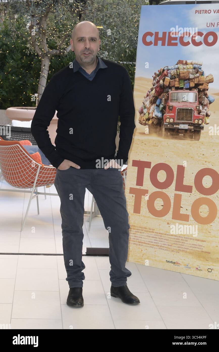 Tolo tolo zalone hi-res stock photography and images - Alamy