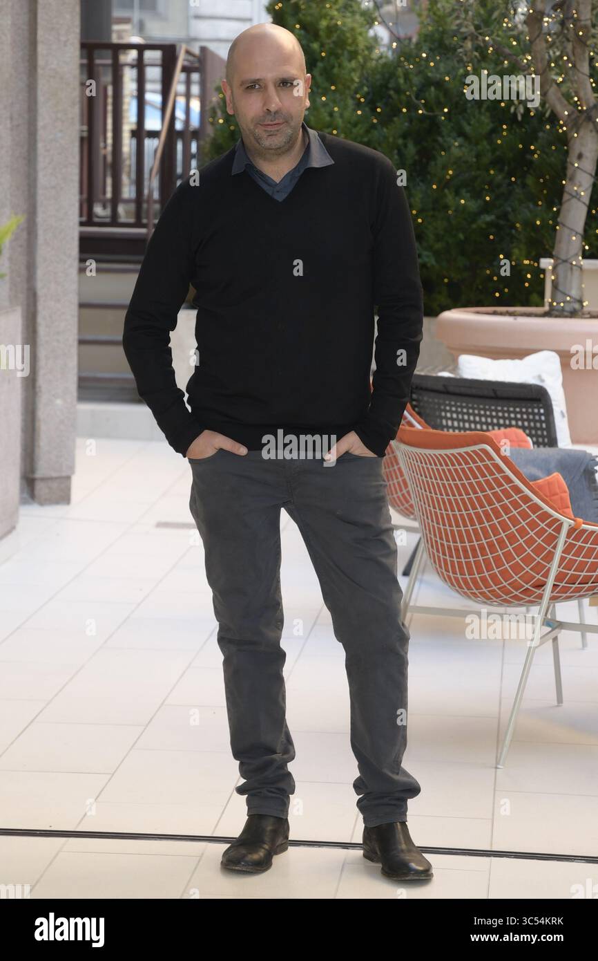 Tolo tolo zalone hi-res stock photography and images - Alamy