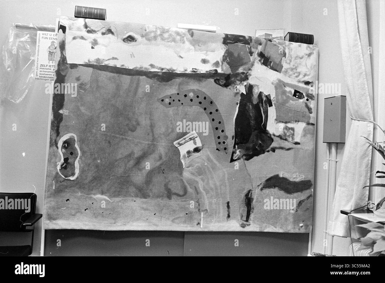 Scattered abstract shapes Black and White Stock Photos & Images - Alamy