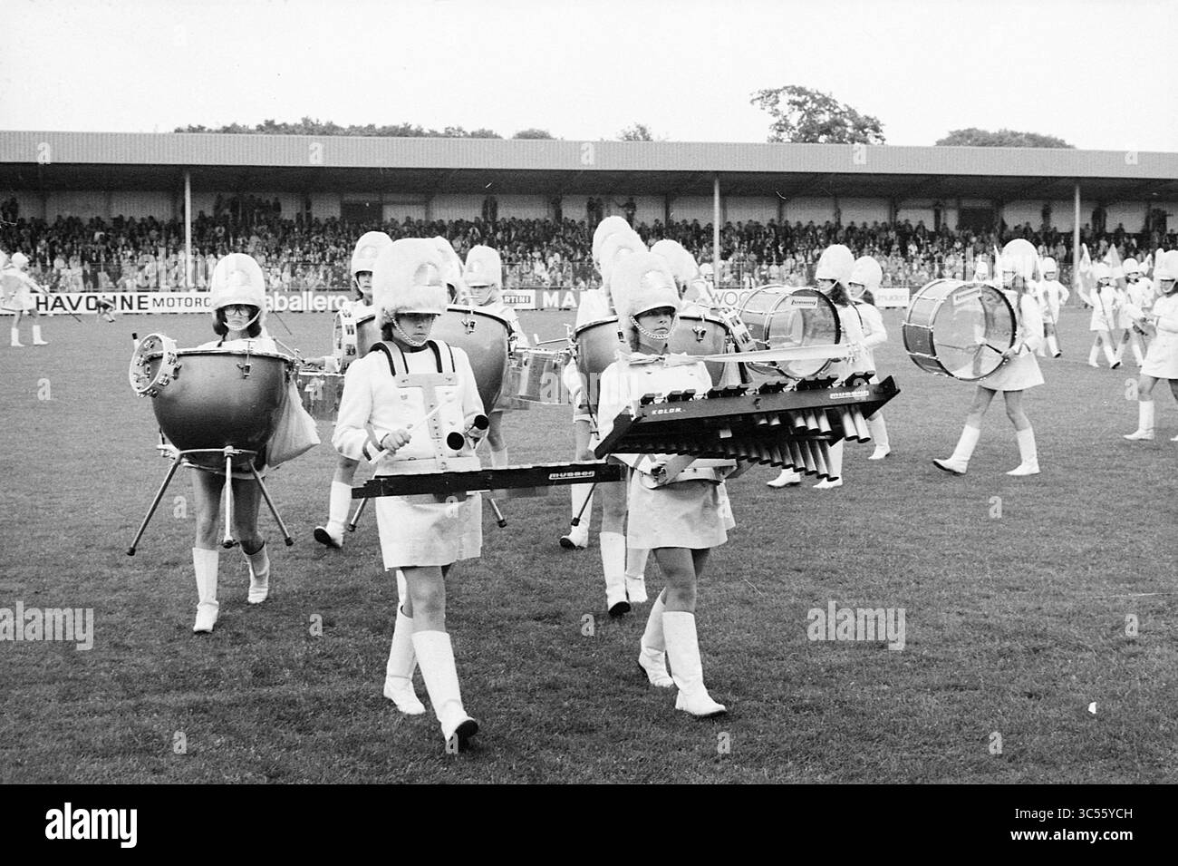 Majorettes marching in unison hi-res stock photography and images - Alamy