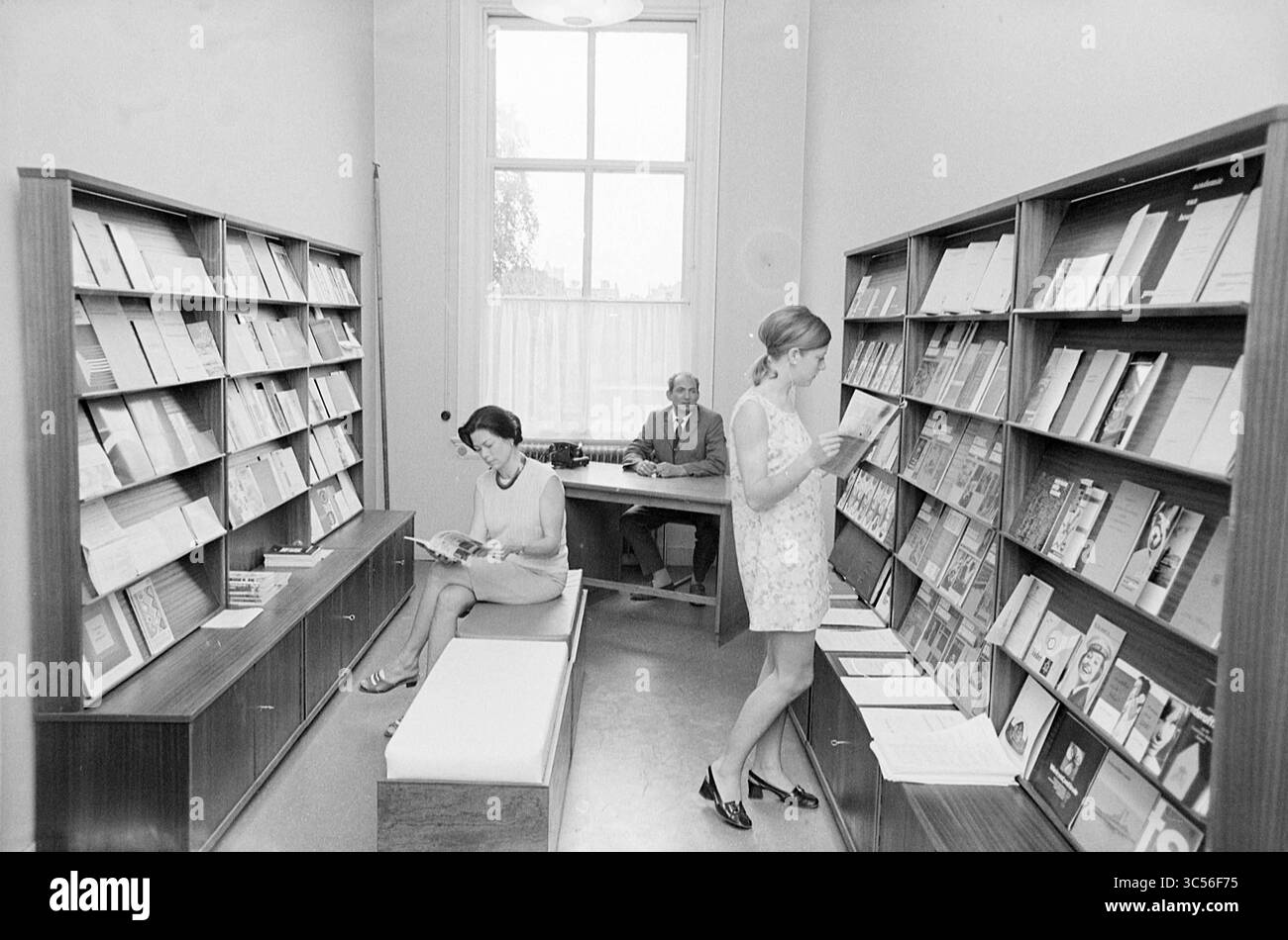 Knowledge youth Black and White Stock Photos & Images - Alamy