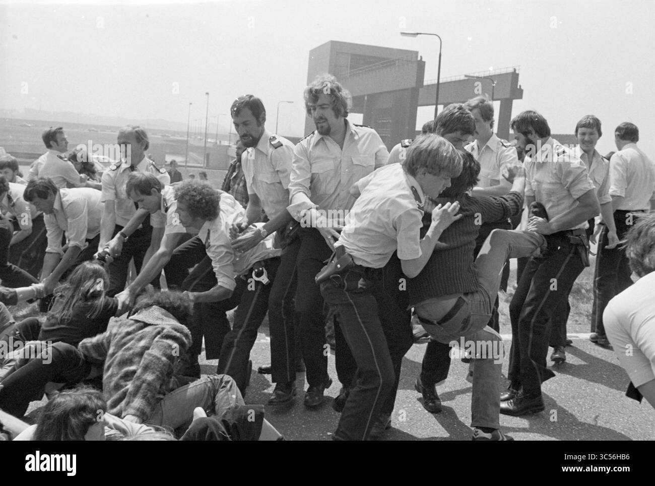 Block break Black and White Stock Photos & Images - Alamy
