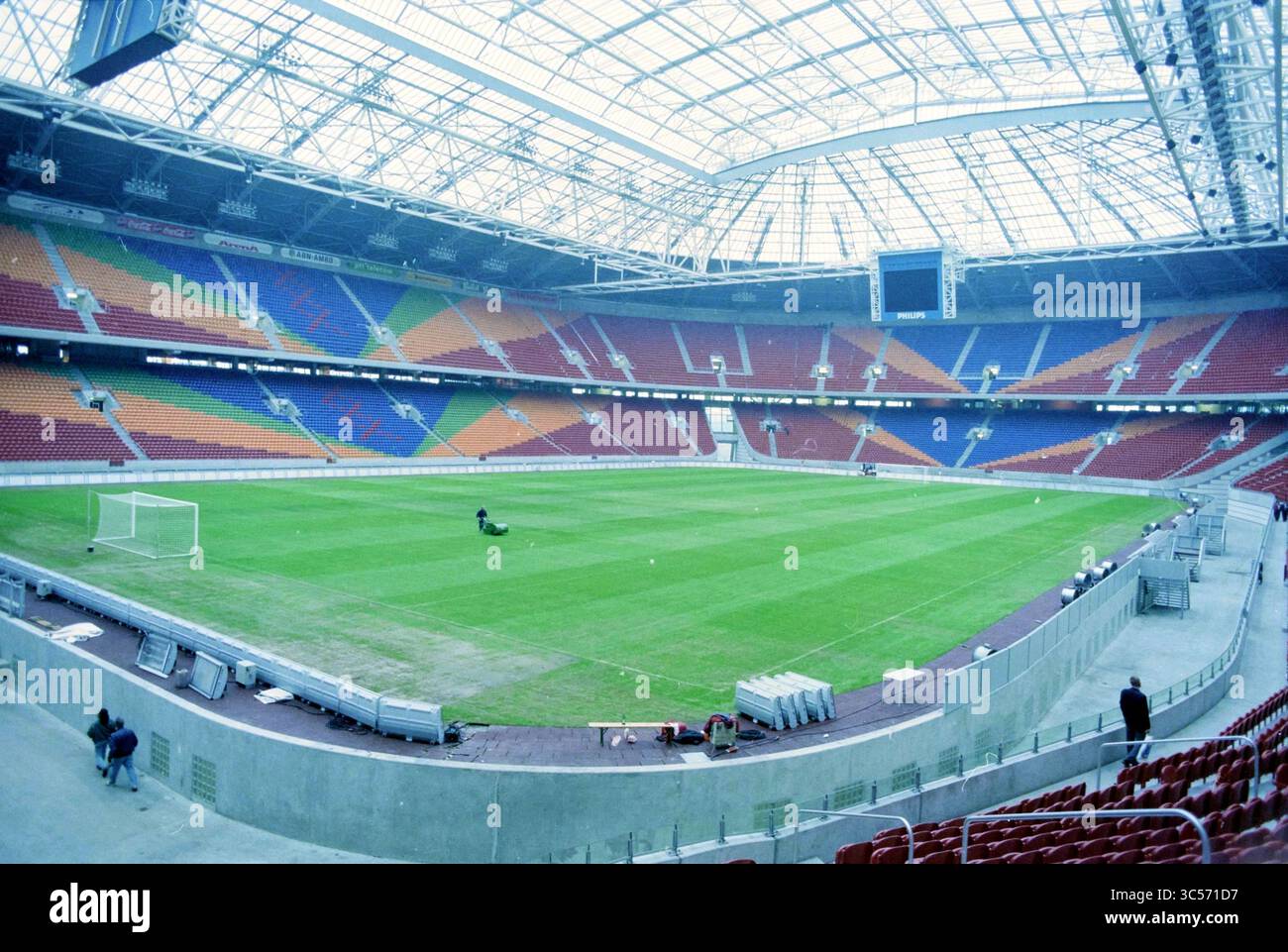 Vast sports arena features hi-res stock photography and images - Alamy