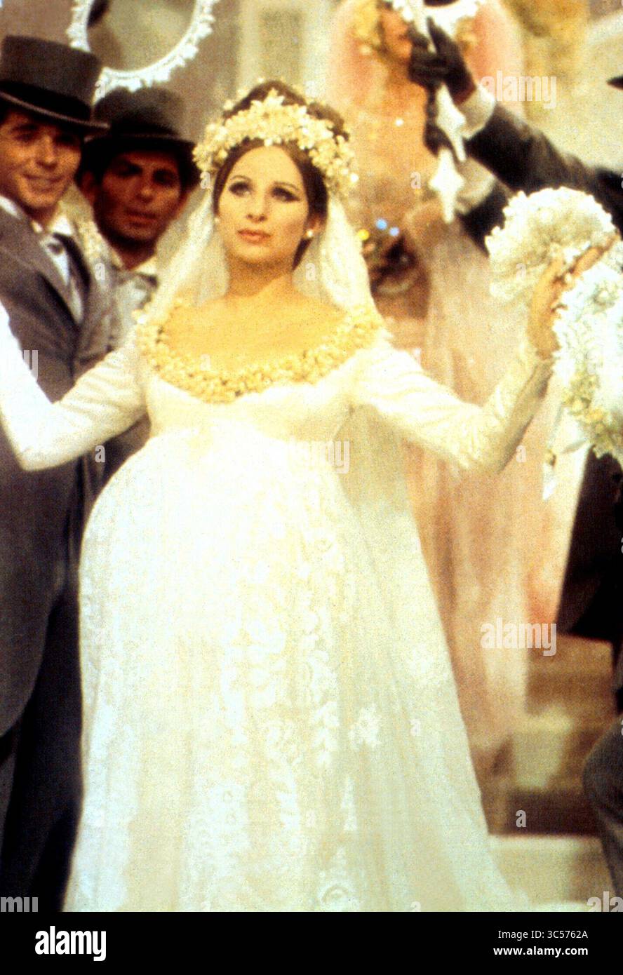 Barbara streisand hello dolly hi-res stock photography and images - Alamy