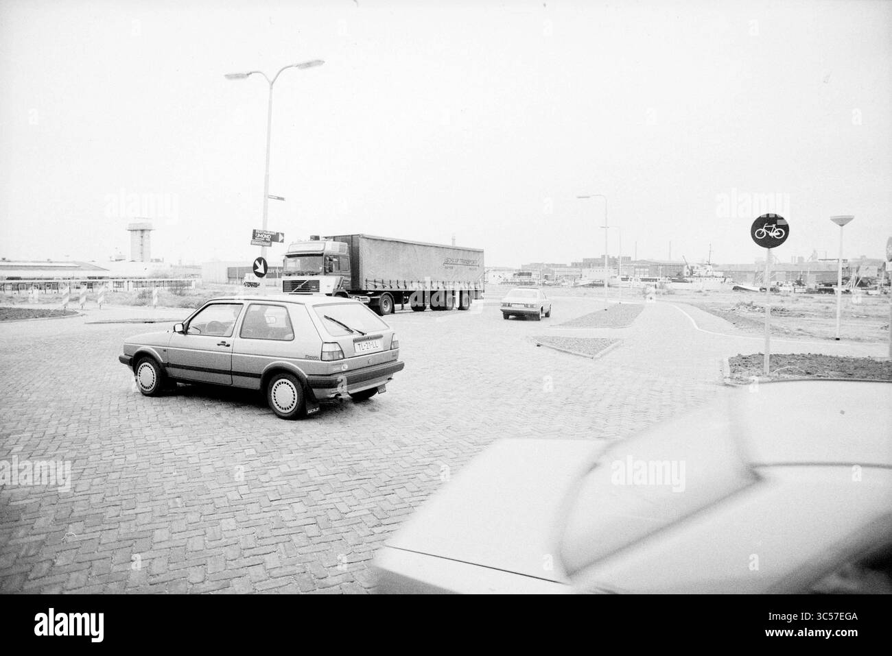 Old street roundabout area Black and White Stock Photos & Images - Alamy