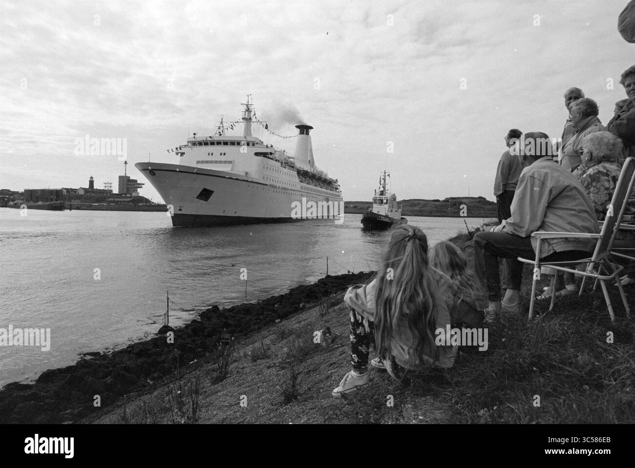 16 09 1993 whizgle news hi-res stock photography and images - Alamy