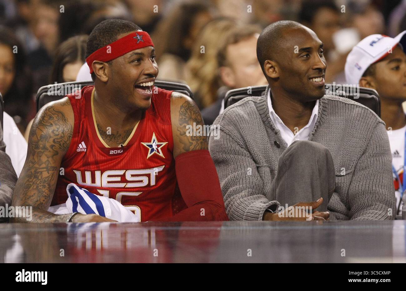 Kobe bryant 2010 bench hi-res stock photography and images - Alamy