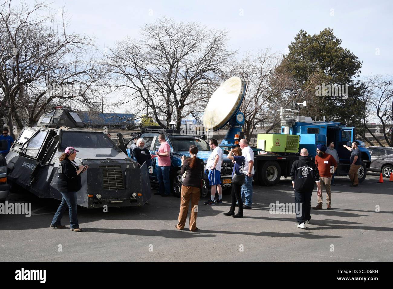 Tiv 2 hi-res stock photography and images - Alamy
