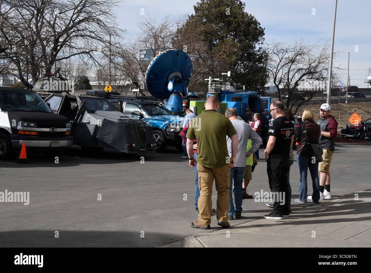 Tiv 2 hi-res stock photography and images - Alamy