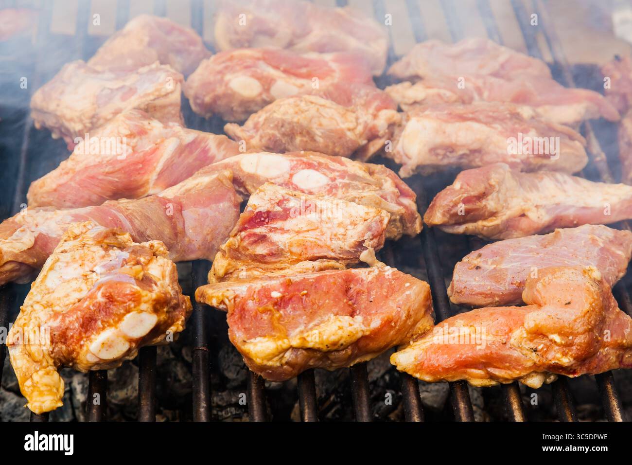 Sliced grilled juicy chicken fillet hi-res stock photography and images ...