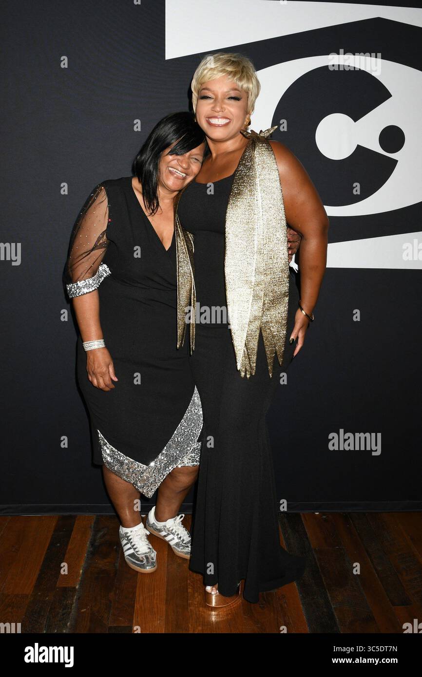 Rachelle Wallace (mom), Marisha Wallace in attendance for CABARET AT ...