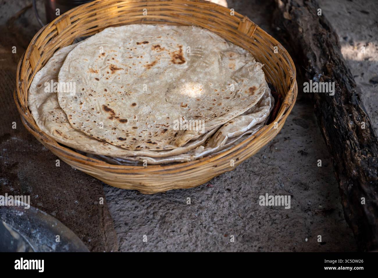 Poor woman in village cooking food. Indian village women pilgrims ...