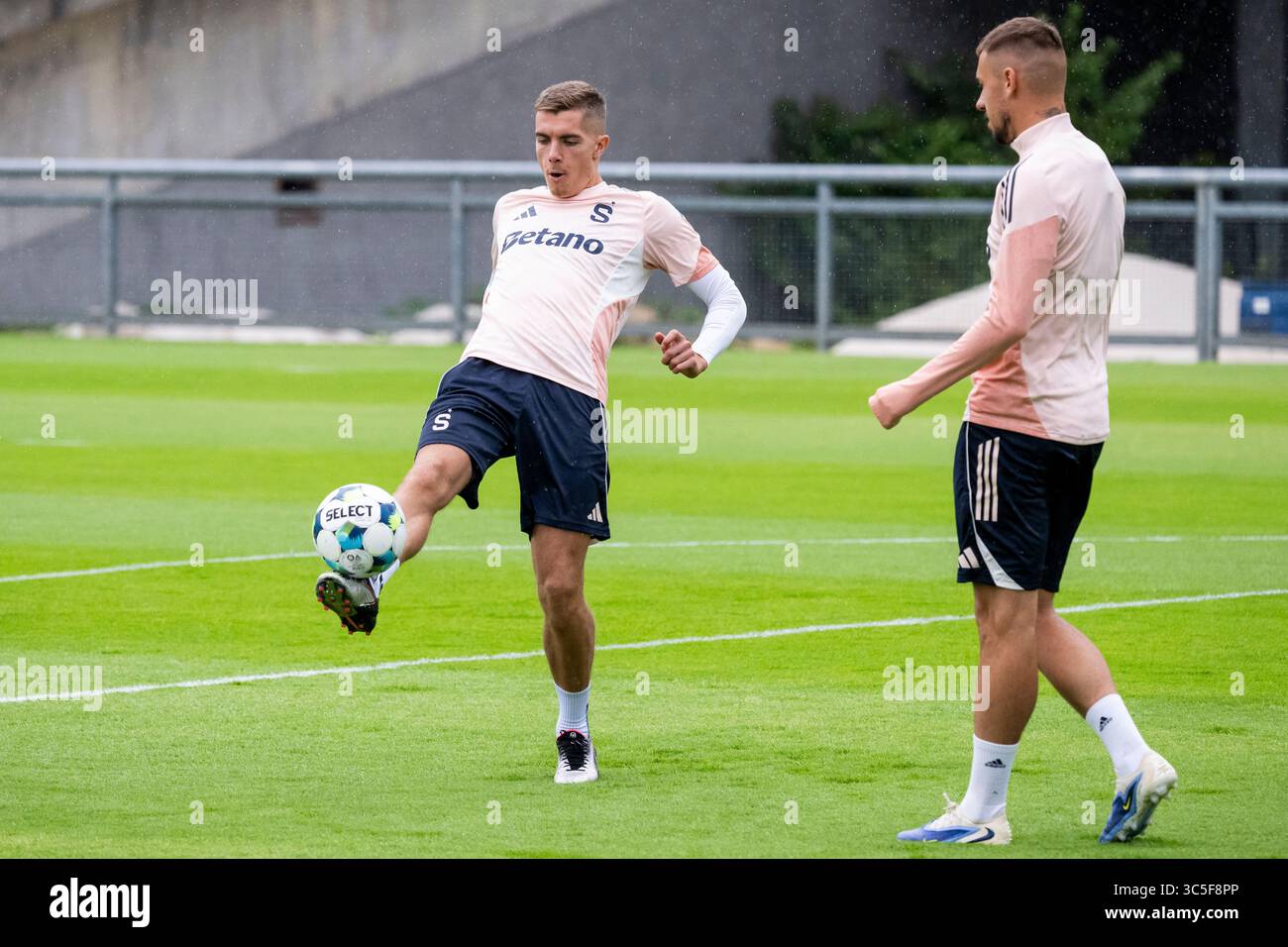 Martin Suchomel at Sparta Prague players training before the match AC ...
