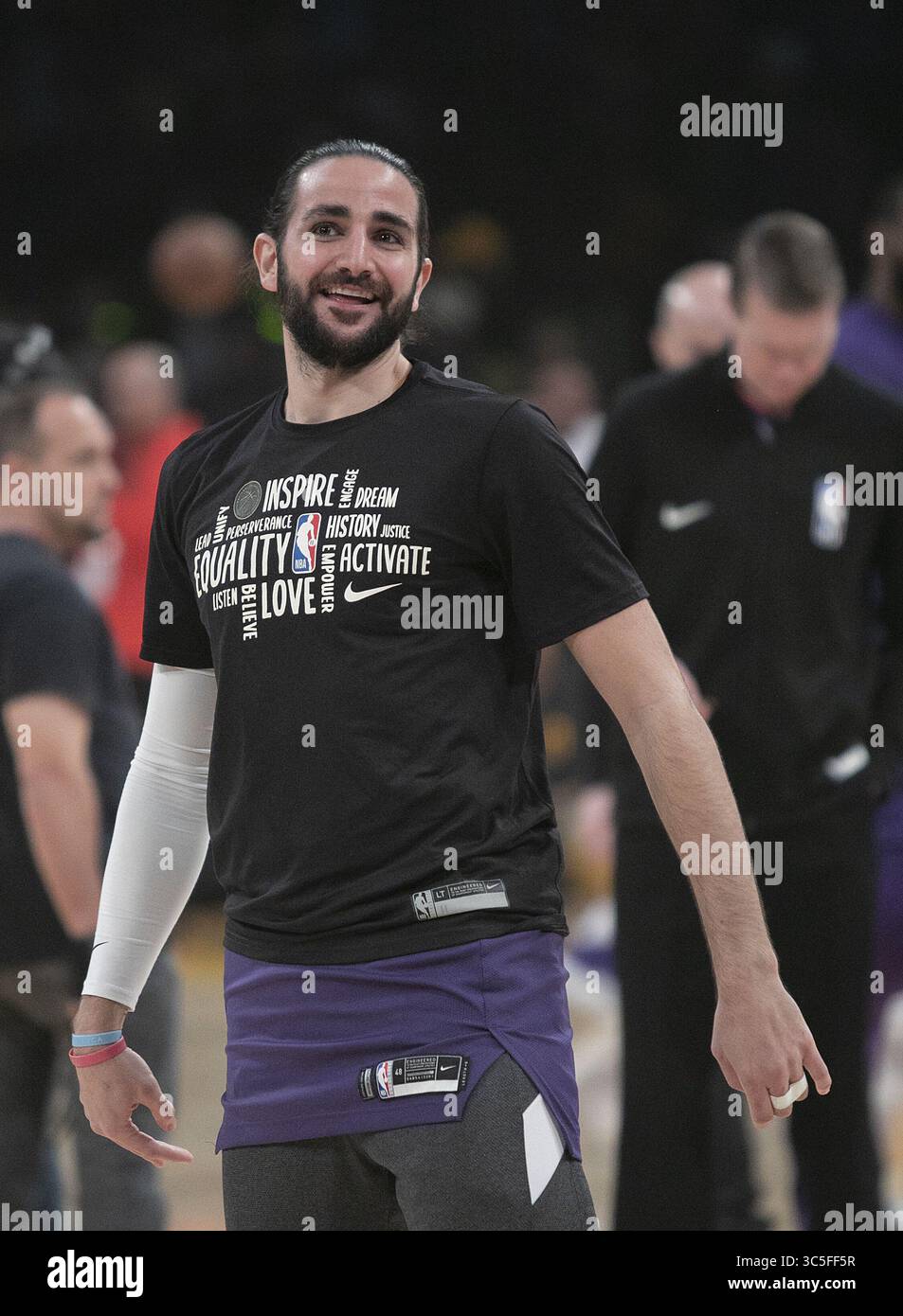 100 024 125 hi-res stock photography and images - Alamy