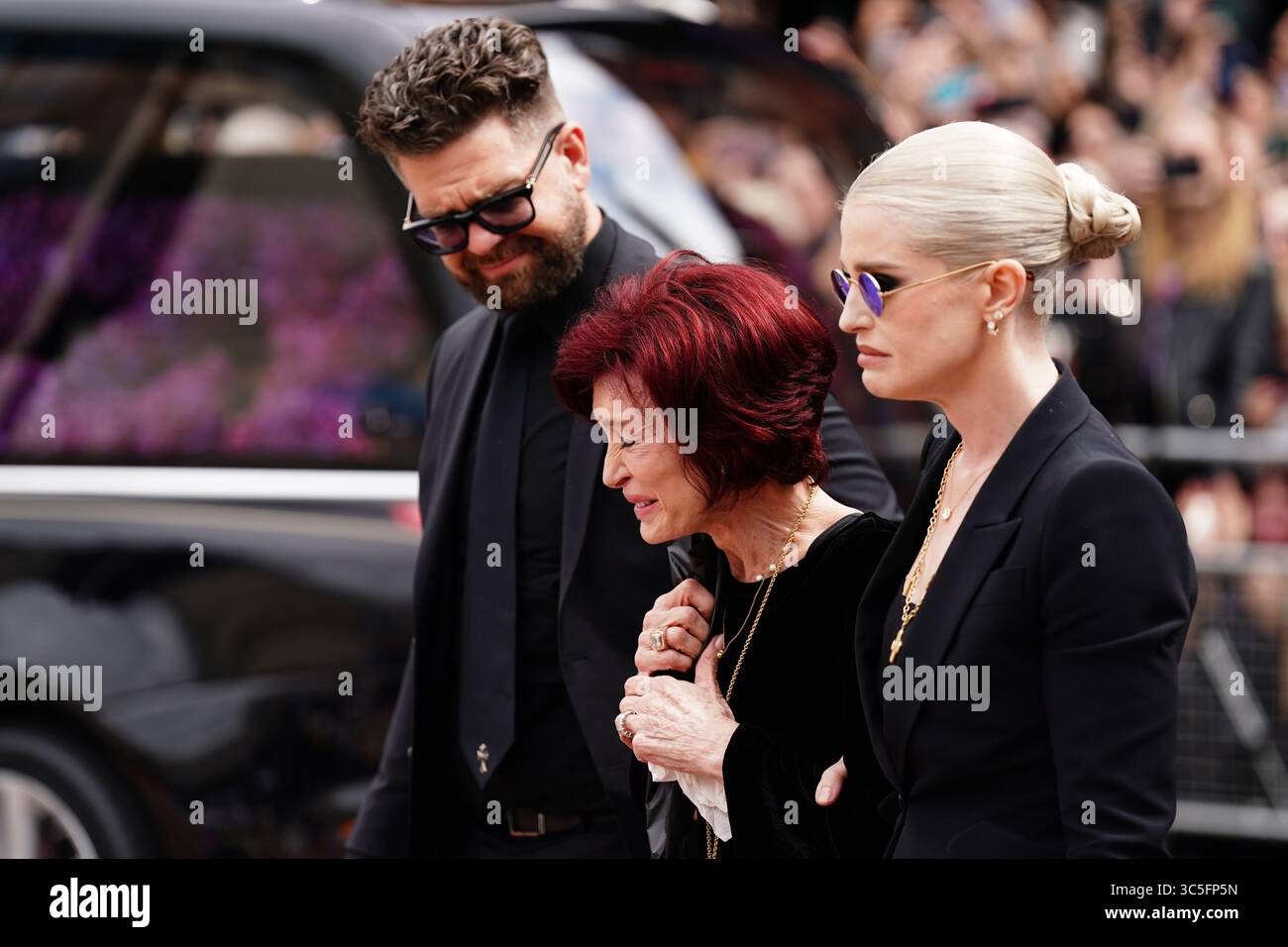 The family of Ozzy Osbourne (left to right) Jack Osbourne, Sharon ...