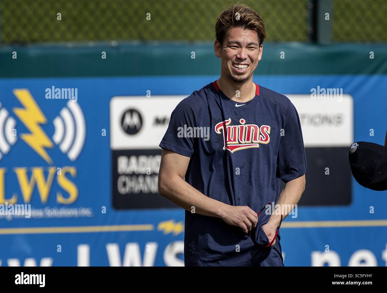 Kenta maeda twins hi-res stock photography and images - Alamy