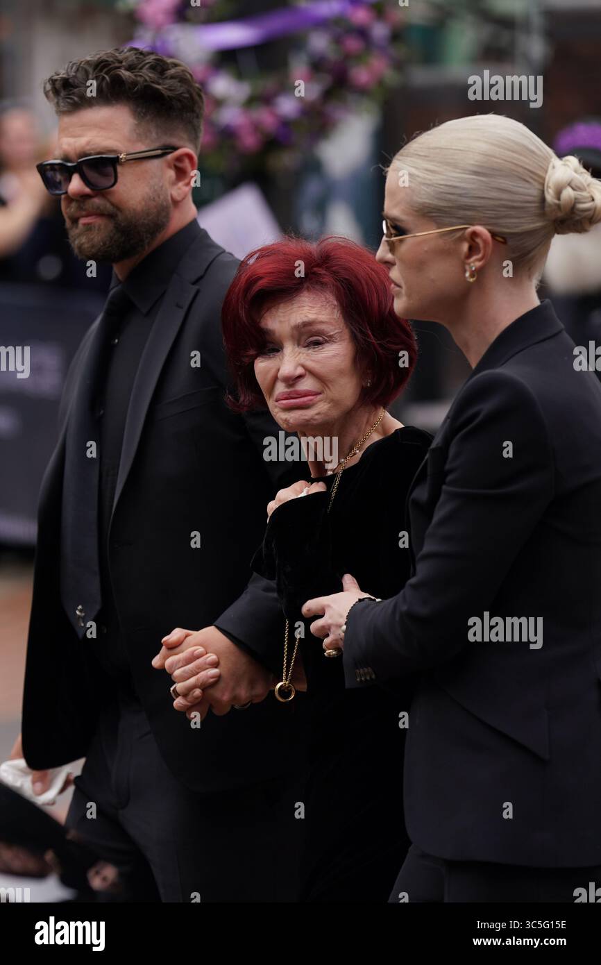 The family of Ozzy Osbourne (left to right) Jack, Sharon and Kelly ...